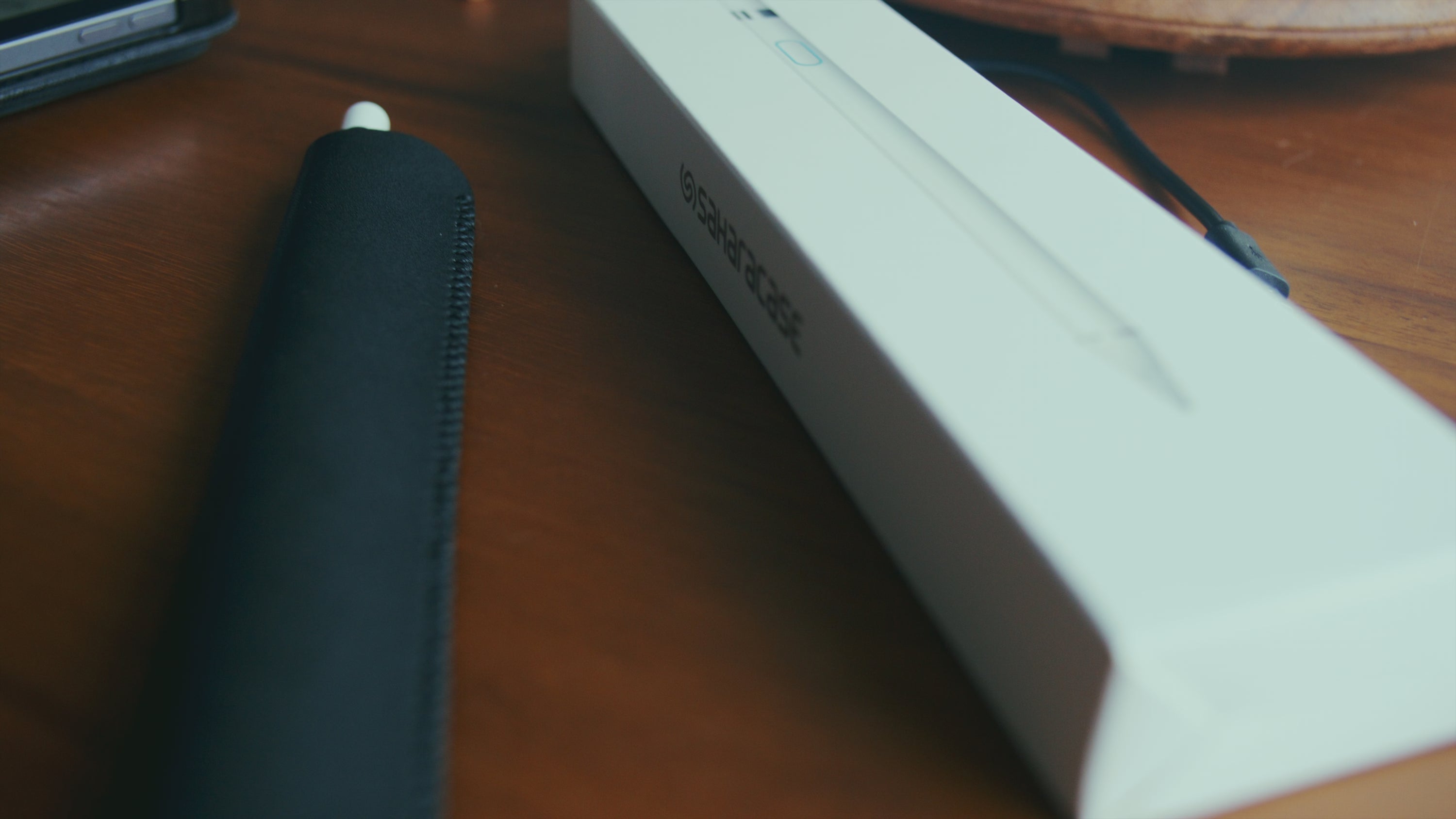 Universal Stylus Pen - SaharaBasics Black